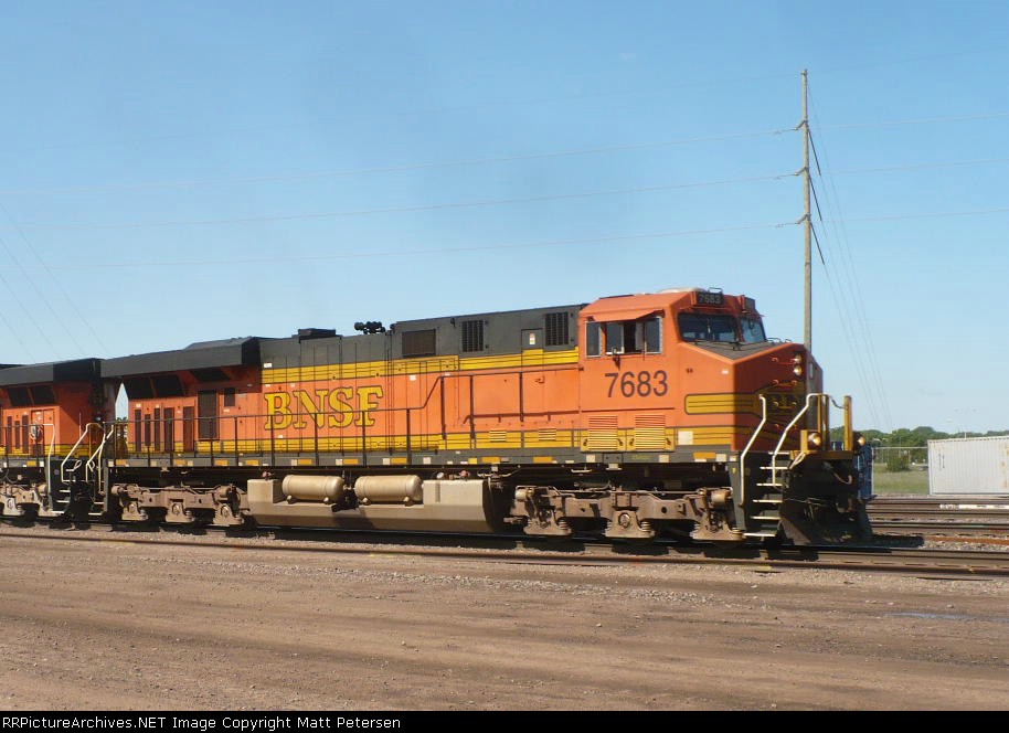 BNSF 7683